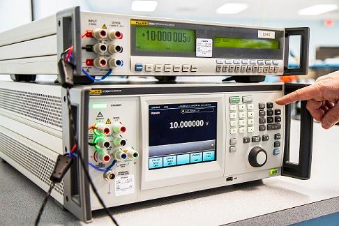 The 8508A is an instrument designed specifically for metrologists and is used in calibration ...