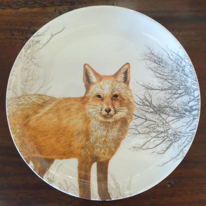 Whether used for serving platters or for decorative purposes, these 8 ...