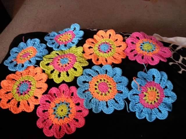 Spinrite Tent sale in the U.S., crochet patterns and challenge updates