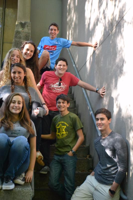 Some of the members of Empire YJ