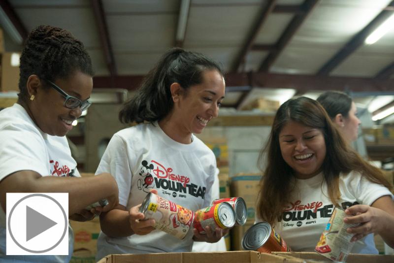 Video: Disney Crew Members Share Thanksgiving Caring at Local Food Banks